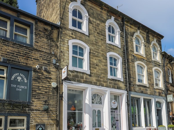 69 Main Street, Pet Friendly, With A Garden In Haworth - Haworth