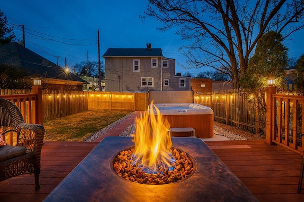 New! Walkable Charmer In The Highlands! 5br/2ba - Louisville, KY