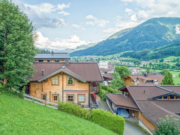 Holiday Home In Brixen: Steam Bath, Near Skilift - Kirchberg in Tirol