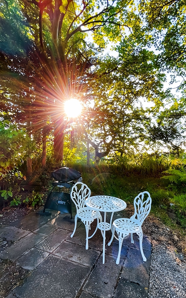 Ribble Heights Cosy Lodge Retreat With Countryside Views, Longridge, (Pet Free) - ランカシャー