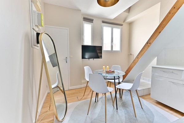 Central Loft Mezzanine In Paris 14th District - Montrouge