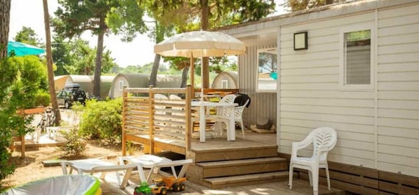 Camping 4 éToiles - Piscine  - Ccaaeag - Canet-en-Roussillon
