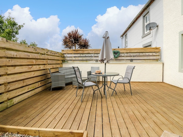 Ivy Cottage, Pet Friendly, Country Holiday Cottage In Seascale - Ravenglass