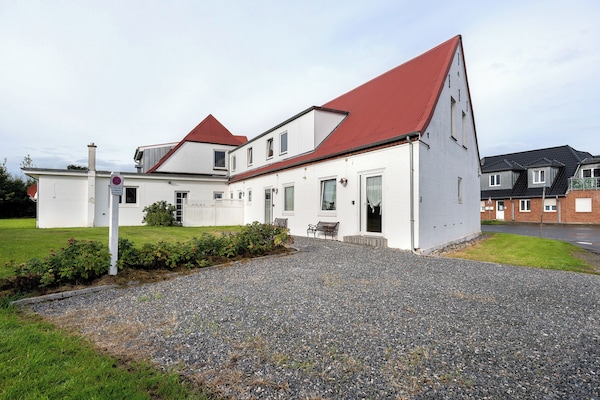 Ferienwohnung 'Salondeck' Mit Gemeinschaftsgarten Und Wi-fi - Niebüll