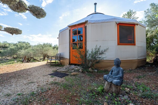 Country House 'Yurta Mongola Delta Del Ebro' With Sea View, Shared Pool And Wi-fi - Catalonia