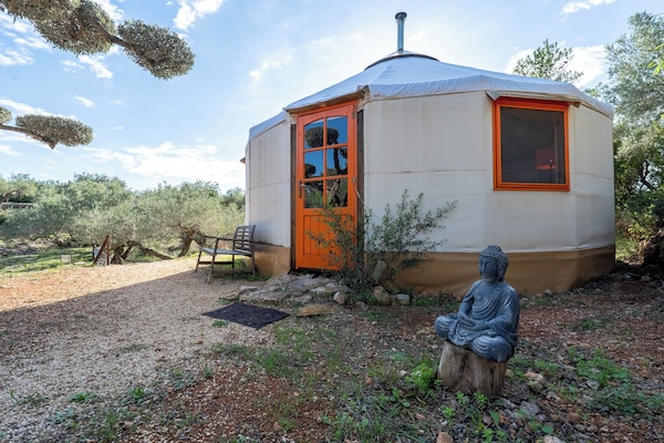 Country House 'Yurta Mongola Delta Del Ebro' With Sea View, Shared Pool And Wi-fi - Catalonia