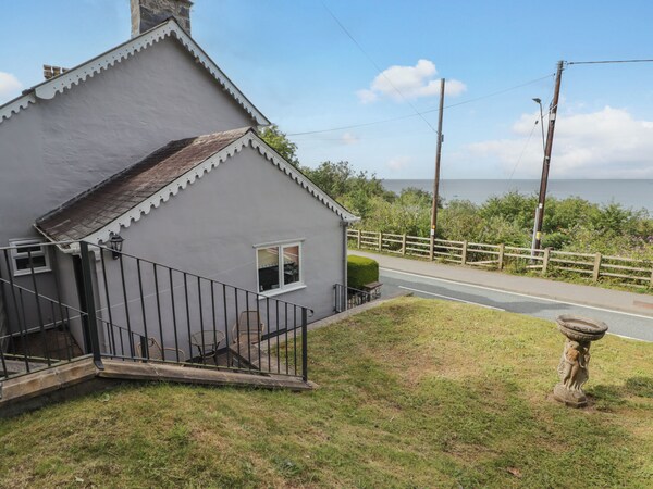 Morva, Pet Friendly, Country Holiday Cottage In New Quay - Aberaeron