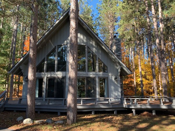 Tall Pines Escape At Crystal Mountain!  Walk To Resort! - Michigan