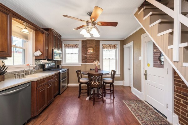 Tranquil 4-bedroom Farmhouse In Linville With Ac, Wifi. Enjoy The Serenity - Broadway, VA