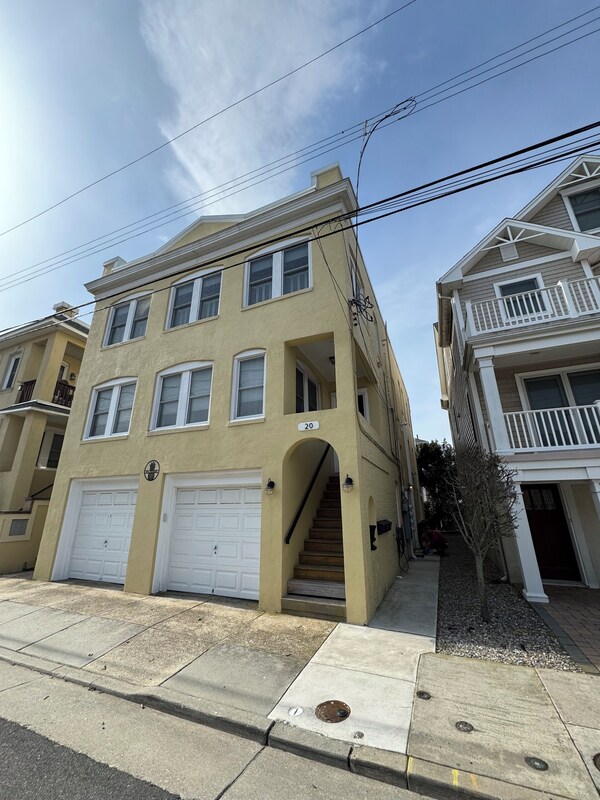 Cozy 2-bedroom Condo In Ventnor - One Block To The Beach! - Atlantic City, NJ