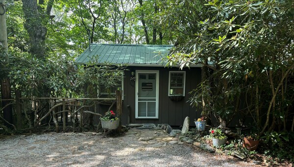 Charming Cabin In Mirror Lake, Highlands North Carolina - Highlands, NC