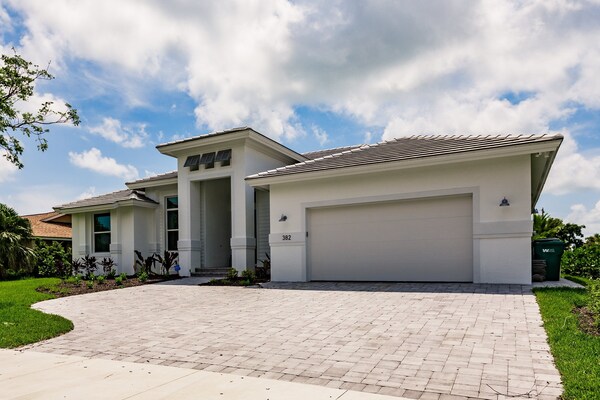 Elegant 4br Marco Home L Pool L Hot Tub - Marco Island, FL