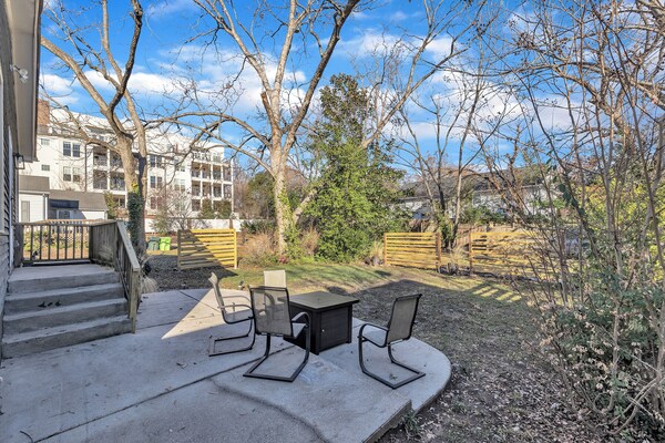 Charming Historic 2-bedroom House In Raleigh.  Near The Village District. - 羅裡