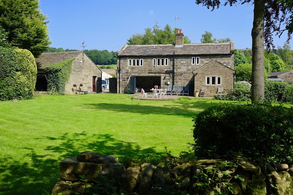 Twin Beds , Separate Bathroom, Countryside View - Hebden Bridge