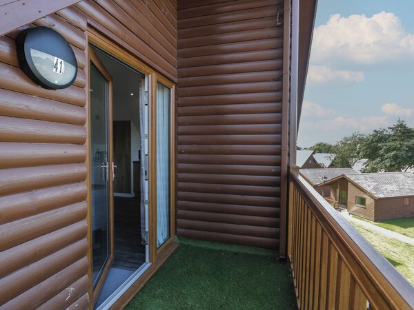 Premier Lodge 41, Family Friendly, With Pool In Dyserth - Prestatyn
