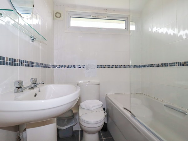 Porthcothan Bay, Family Friendly, With A Garden In St Merryn - Mawgan Porth