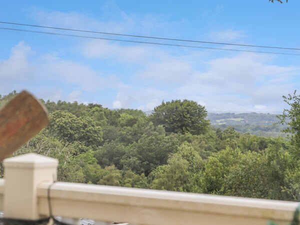 The Boathouse, Pet Friendly, With Pool In St Leonards-on-sea - Hastings