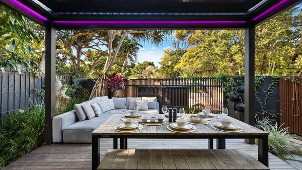 Noire At The Beach - Steps From Belongil Beach - Bangalow