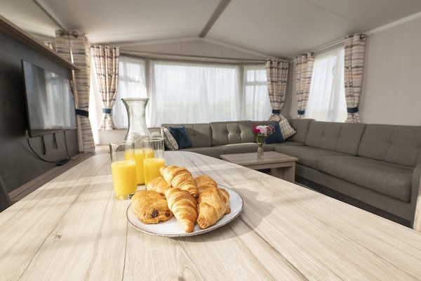 Sunsaver Caravan By Belvilla - Polperro