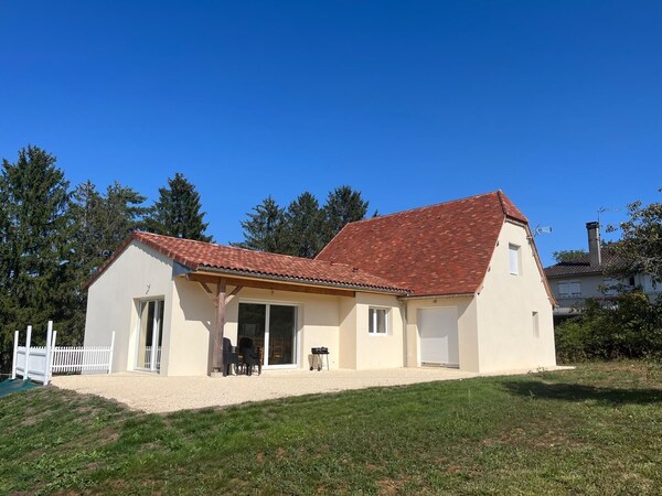 Gîte Avec Piscine 14 Personnes En Périgord Noir - Fleurac