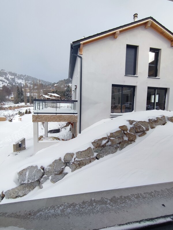 Chalet Neuf 12 Pers -Salle De Jeux - Egat - Les Angles