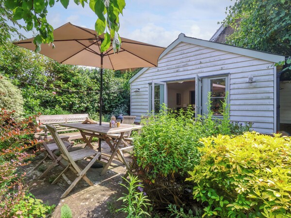 Samphire House, Pet Friendly, Country Holiday Cottage In Southwold - Dunwich
