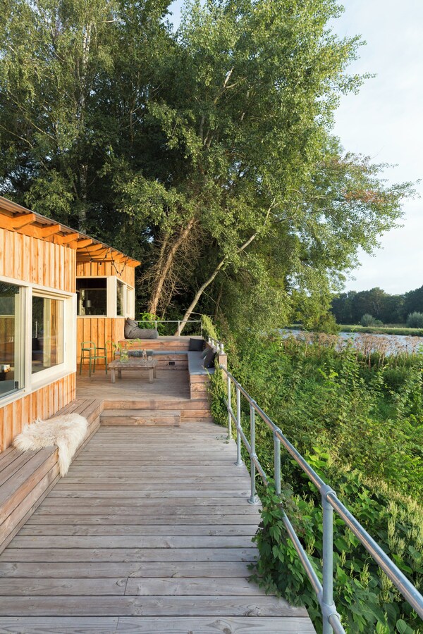 Cozy And Luxurious Nature Cottage Overlooking The River Vecht - Zwolle