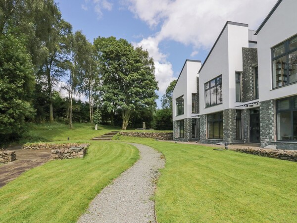 12 Blue Hill Park, Pet Friendly, With A Garden In Ambleside - Coniston