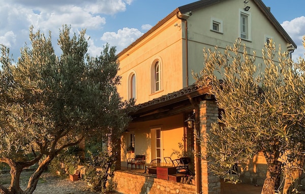 Wunderschönes Haus Mit 4 Schlafzimmern. - Soverato