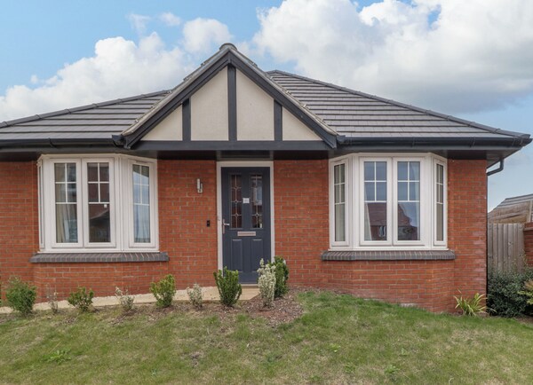 Bungalow - No. 37, Family Friendly, With A Garden In Ross-on-wye - Herefordshire