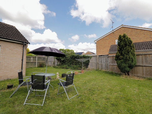 Fir Tree Lodge, Family Friendly, With Open Fire In Huntley - Forest of Dean