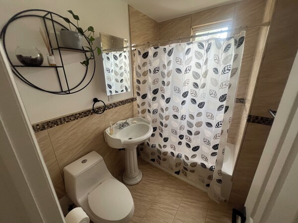 Charming 2-bedroom Apartment In Peaceful Mt Vernon With Ac, Wifi - The Bronx, NY