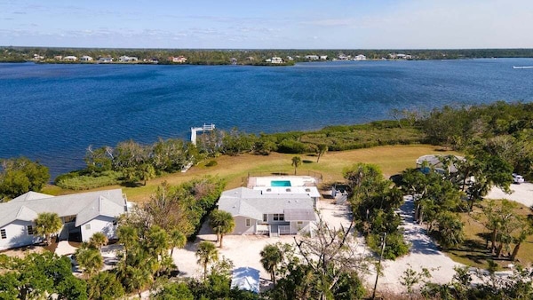 Manasota Key Waterfront Retreat With Private Pool Oasis - Englewood