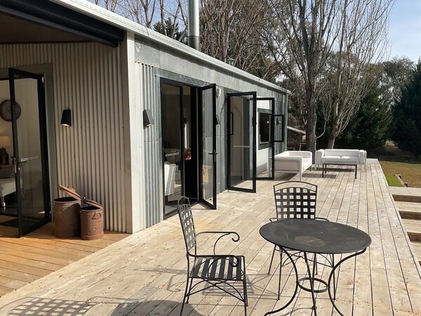 Oro, Luxury Immersed In Nature. Serenity On The Outskirts Of Bright. - Myrtleford