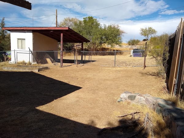 Sonoran Desert Get Away Charming Adobe House, Screened Porch, Lounge In Oracle - Mammoth, AZ