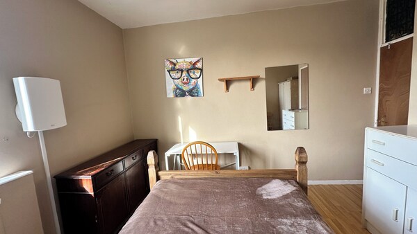 Double Bedroom In Euston - Marylebone