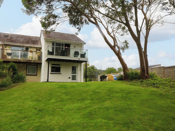 The Sail Loft, Pet Friendly, With A Garden In Y Felinheli - Menai Bridge