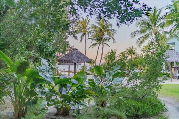 Unwind With Stunning Sunset Views & Water Sports At Our Relaxing Hotel - Key Largo
