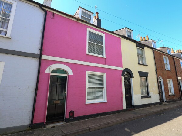 Georgian Hideaway, Pet Friendly, With A Garden In Weymouth - Weymouth