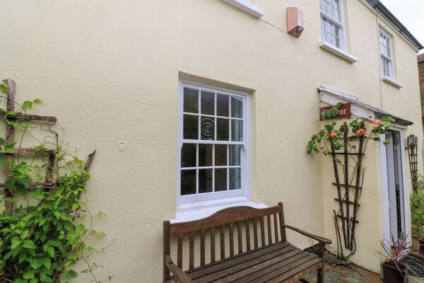 Ellenor, Pet Friendly, Character Holiday Cottage In Malborough - Kingsbridge