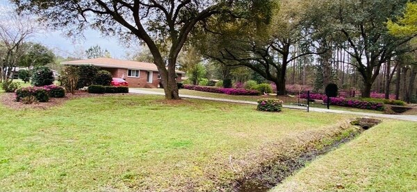 3-bedroom House In Beautiful Country Setting With Ac And Wifi.gorgeous Old Oaks. - Colleton State Park, Walterboro
