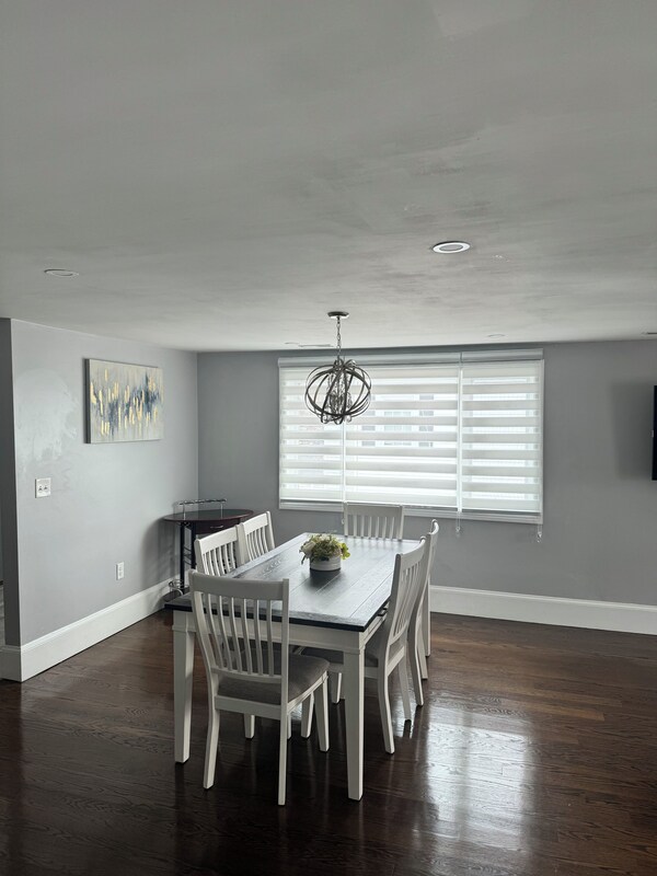 Charming Boston-fairmont Hills Apartment - Norwood, MA