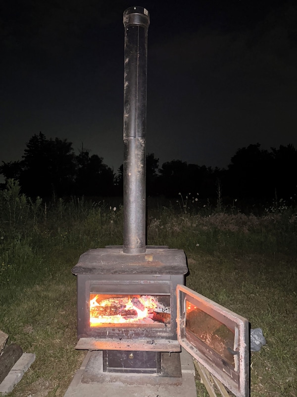 2019 East To West Della Terra 25 Foot Travel Trailer On A Rural Property - Ontario