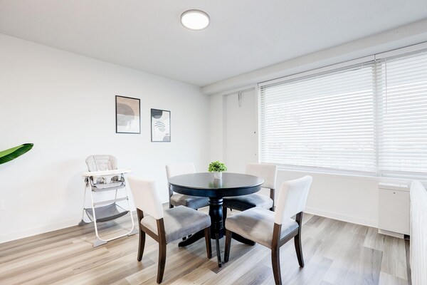Arlington 2br New Spacious Corporate Apartment - Alexandria, VA