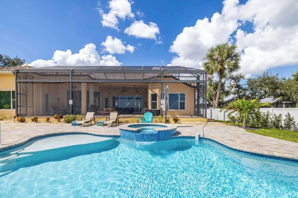 Peace River Waterfront Luxury Living - 5-bd W Pool - Punta Gorda, FL