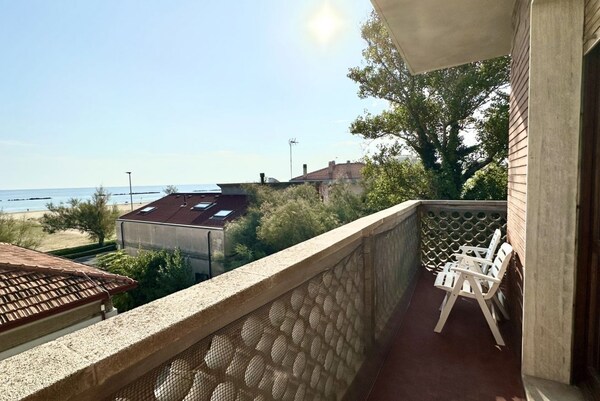 Rm03 - Senigallia, Three-room Apartment Facing The Sea - Senigallia