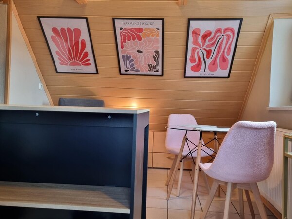 Stilvolle Und Gemütliche Ferienwohnung (45qm) Für 3 Personen - Furth im Wald