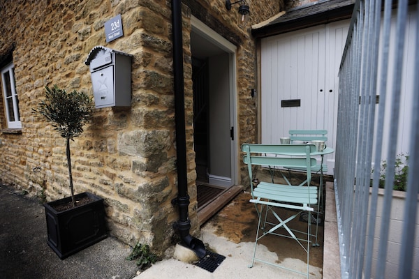 Cosy Dog Friendly Cottage In The Heart Of Chipping Norton. - Kingham