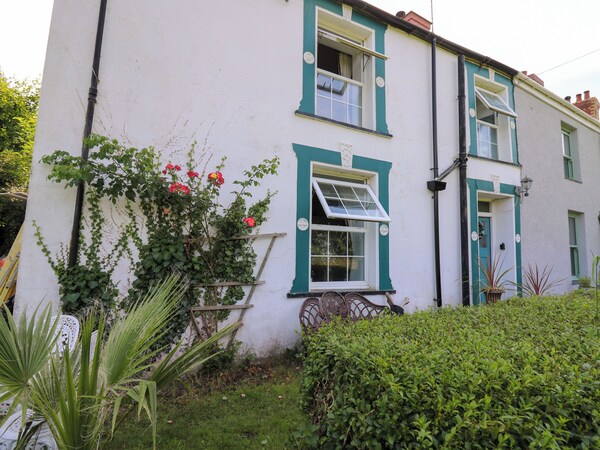Foxglove Cottage, Pet Friendly, Character Holiday Cottage In Llanon - Aberaeron