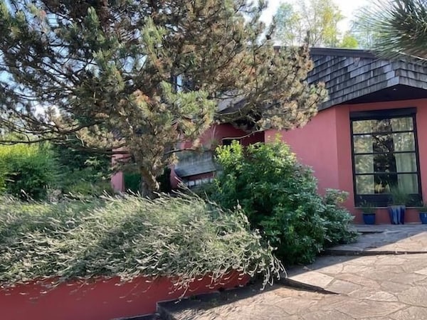 Neu Renovierte Ferienwohnung 70qm - Wiener Neustadt